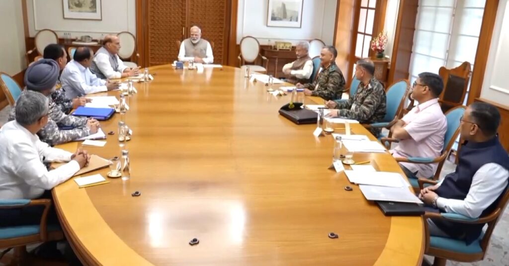 India Pakistan DGMO meet : প্রধানমন্ত্রীর বাড়িতে প্রস্তুতি বৈঠকে ডোভাল ...